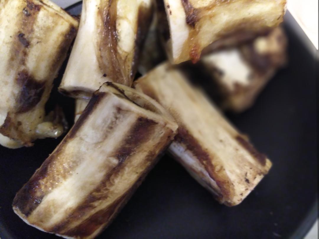 Half Cut Marrow Bone – Furry-Friends-Gourmet-Boutique